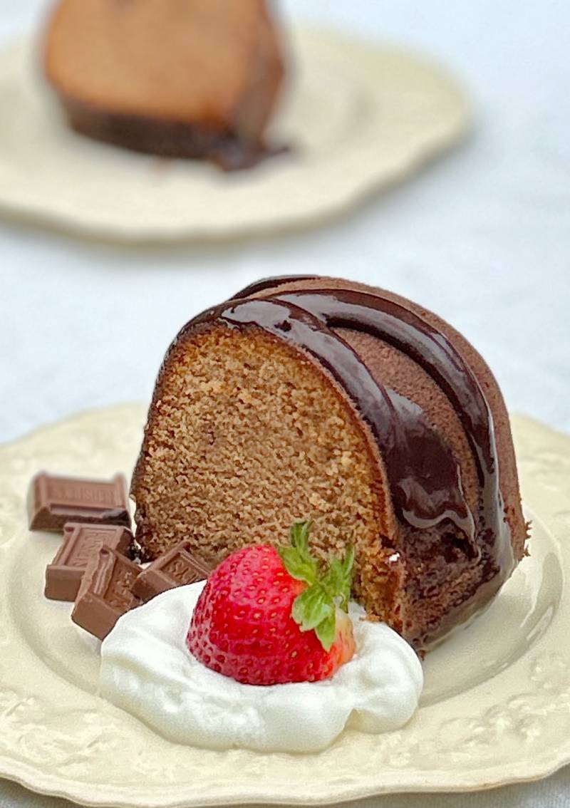 CLASSIC HERSHEY BAR POUND CAKE RECIPE